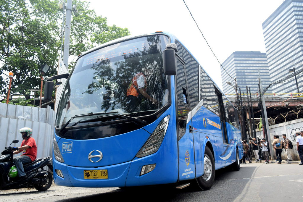 PT KCI dan Perum PPD Luncurkan Transcommuter di Beberapa Stasiun - Tirto.ID