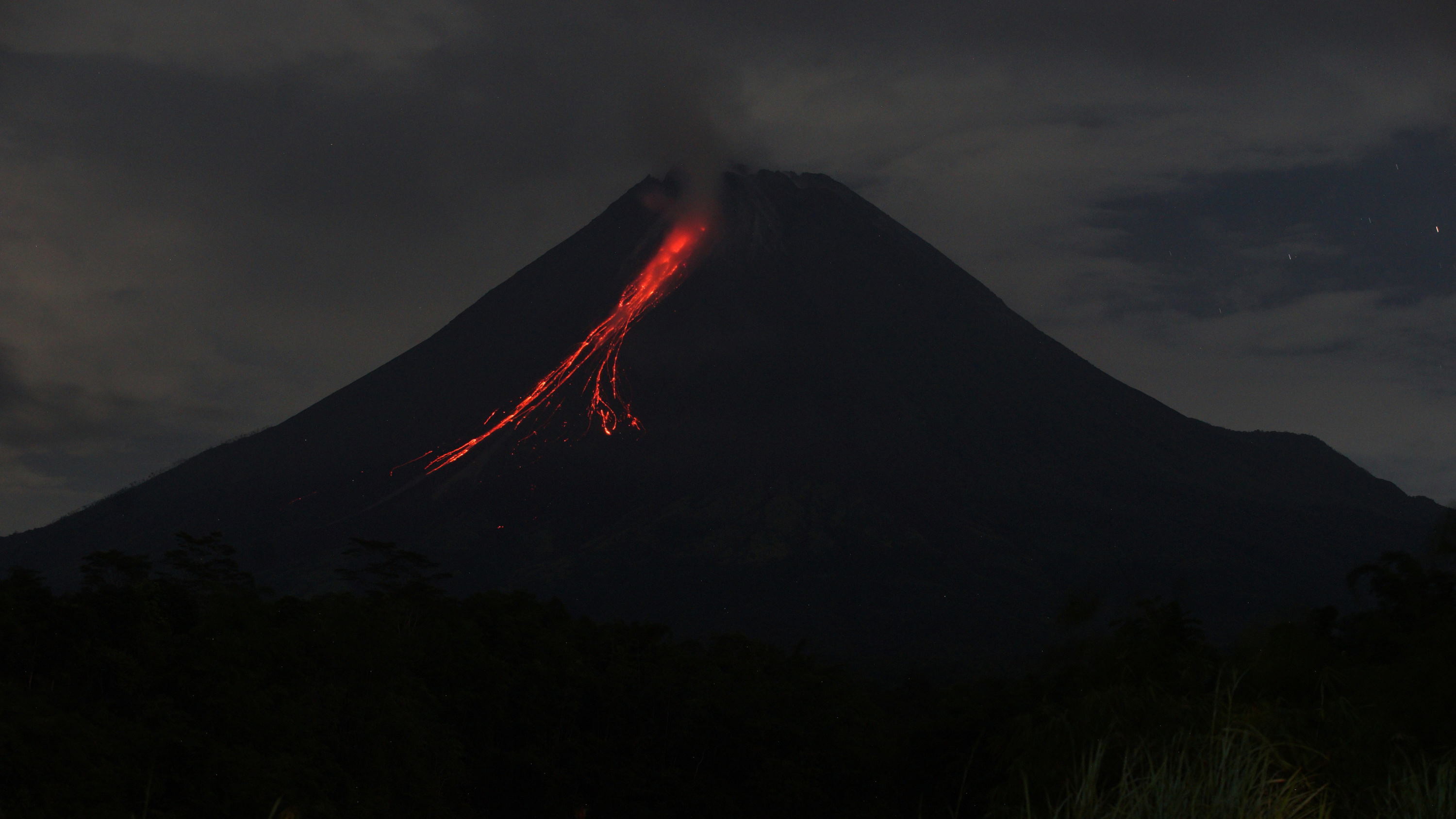 Gunung Merapi Meletus 27 Maret 2022