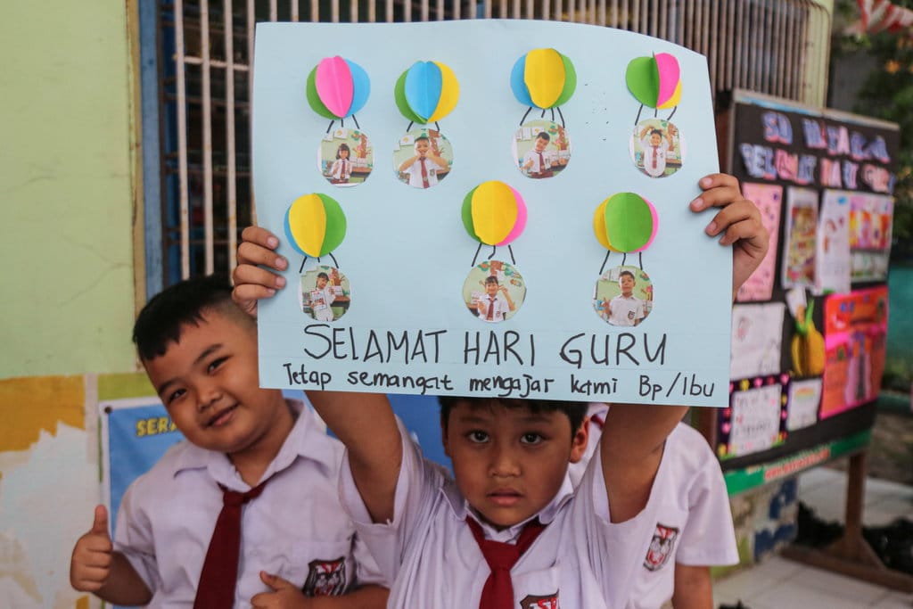 60 Ucapan Selamat Hari Guru Nasional 2025 dari Anak TK & SD