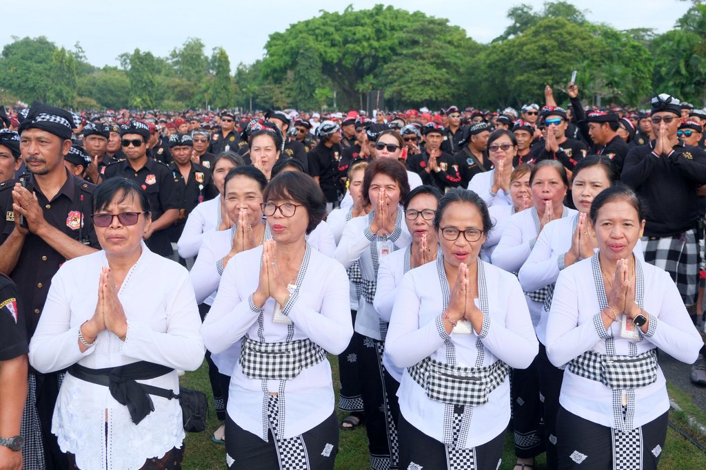 Ribuan Pecalang se-Bali Tolak Premanisme Berkedok Ormas