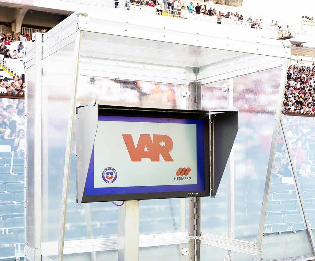 Apa yang Dimaksud dengan VAR & Bagaimana Cara Kerjanya?