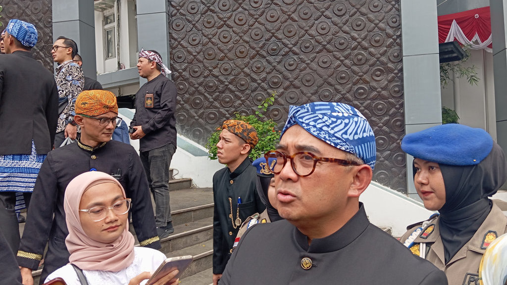 Dedi Mulyadi ke Farhan: 2027, Masalah di Bandung Harus Rampung