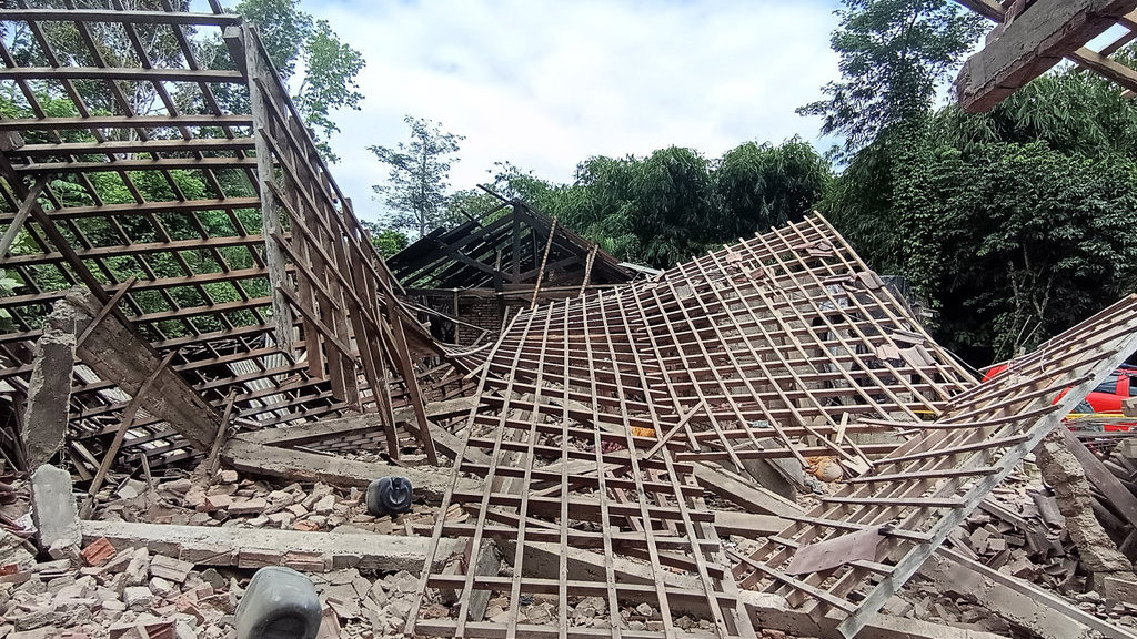 Ledakan yang Hancurkan 3 Rumah di Pacitan Dipicu Bubuk Mercon