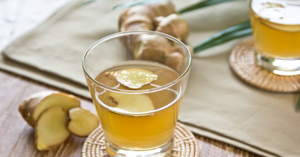 Obat Batuk Alami yang Mudah Ditemukan di Dapur: Jahe, Madu, & Garam