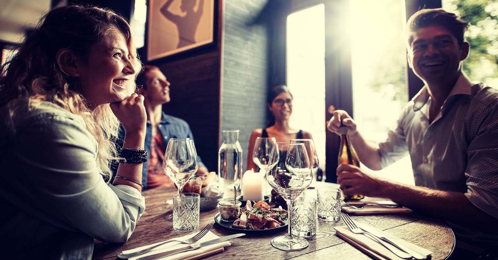 Mencegah Alzheimer dengan Reuni