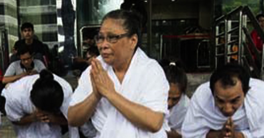 Lia Eden Meninggal karena Stroke dan Jenazahnya Telah Dikremasi