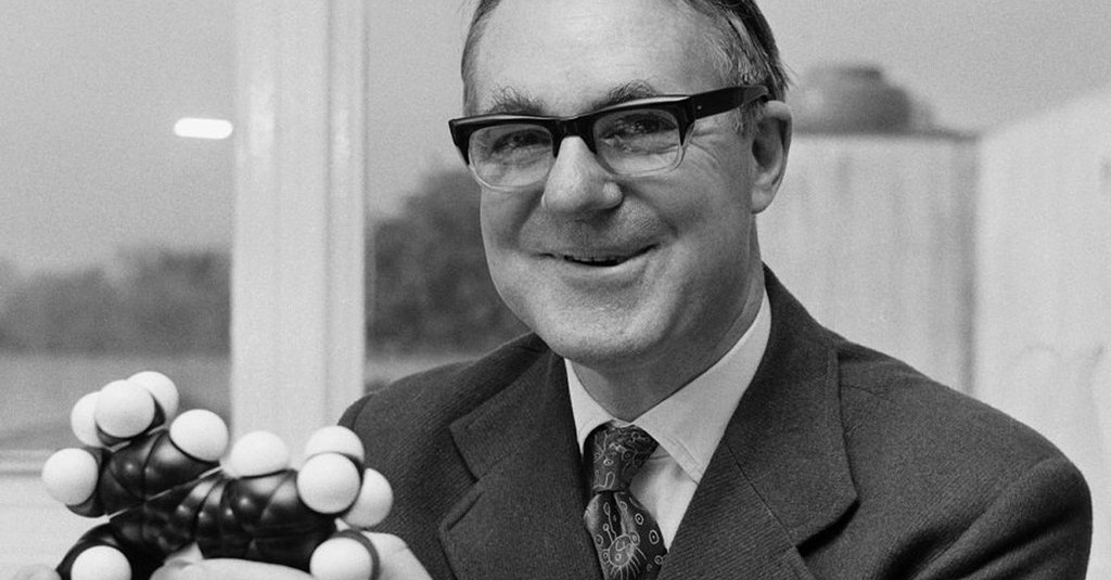 Sir John Cornforth Raih Nobel Kimia meski Tak Bisa Mendengar