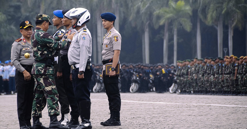 Apel Gelar Pasukan Operasi Lilin 2017 - Foto Tirto.ID Apel Gelar Pasukan Operasi Lilin 2017 - Foto Tirto.ID
