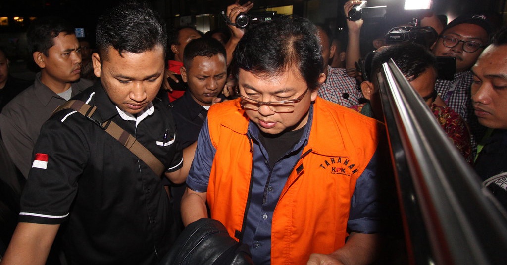 Lucas Ajukan Eksepsi atas Dakwaan KPK Rabu Pekan Depan