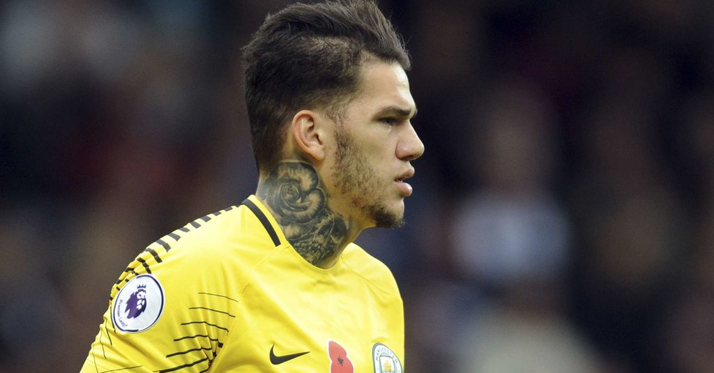 Ederson Raih Golden Glove Liga Inggris 2020 Kalahkan Nick Pope