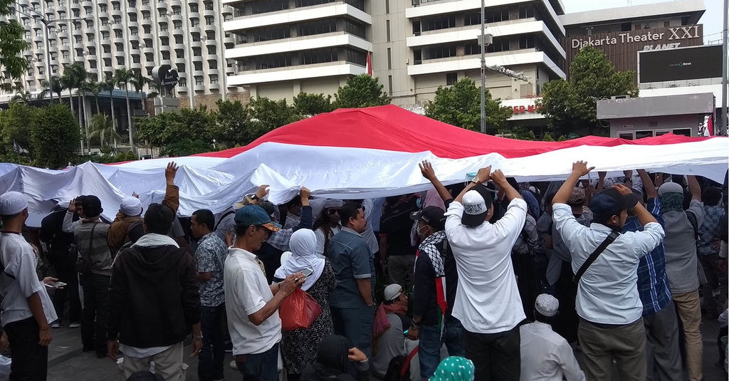 Mahasiswa HMI Pimpin Massa Aksi Nyanyi Mahasiswa HMI Pimpin Massa Aksi Nyanyi