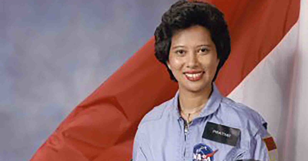 Pratiwi Sudarmono & Sejarah Astronot Wanita Pertama Asia