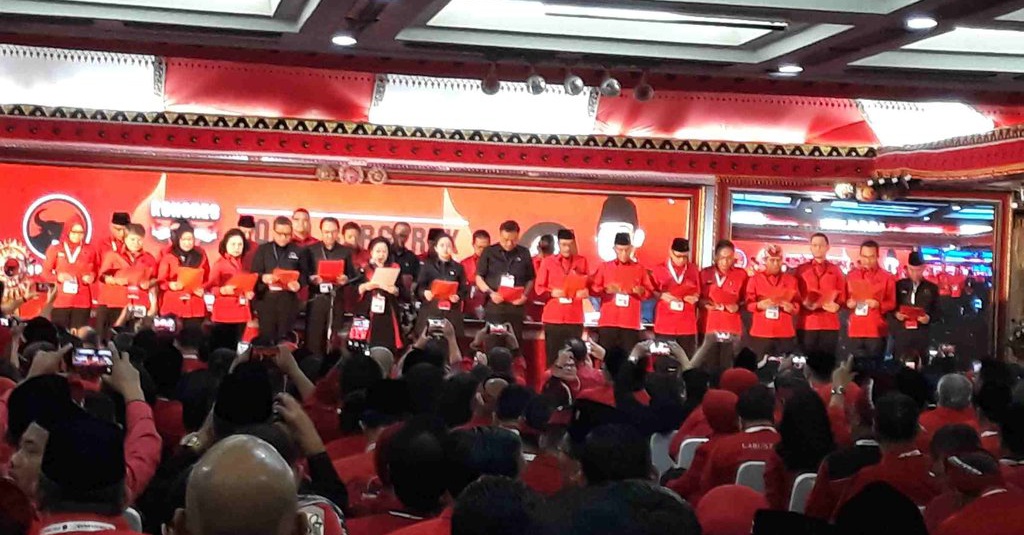 Daftar Pengurus DPP PDIP 2019-2024: Ada Risma, Puan Hingga Hasto Daftar Pengurus DPP PDIP 2019-2024: Ada Risma, Puan Hingga Hasto
