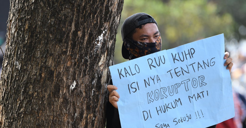 Jelang UU KPK Berlaku, Mahasiswa Jogja Desak Presiden Bikin Perppu Jelang UU KPK Berlaku, Mahasiswa Jogja Desak Presiden Bikin Perppu
