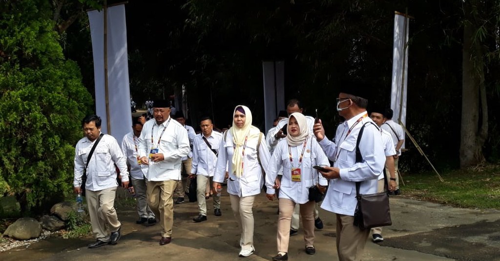 Gerindra Jakarta Siap Terima Jika Prabowo Gabung ke Koalisi Jokowi Gerindra Jakarta Siap Terima Jika Prabowo Gabung ke Koalisi Jokowi