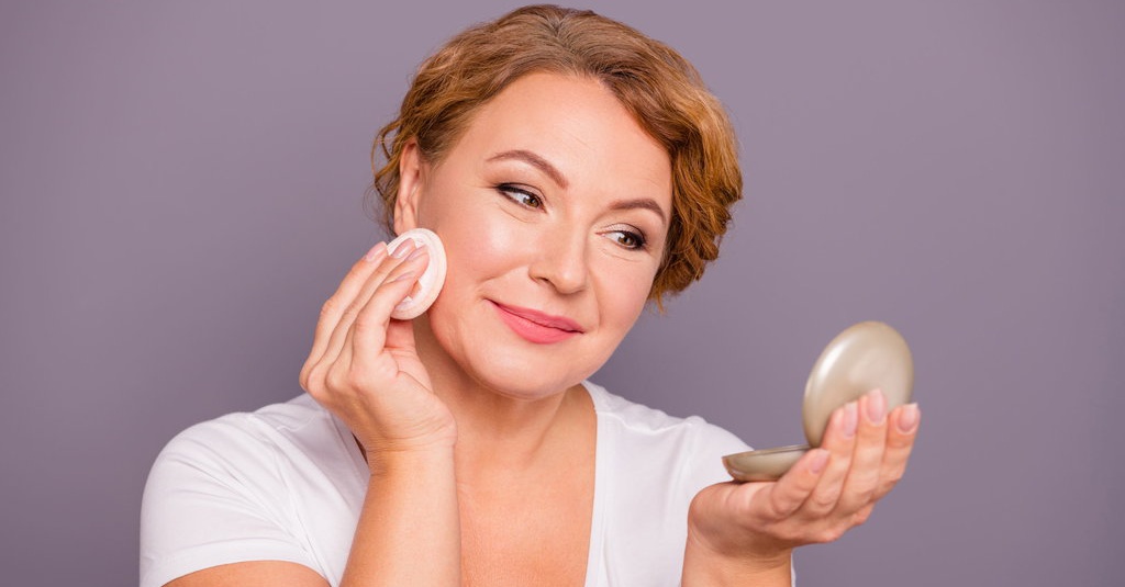 Apa Itu Apple Cheeks Smile & Cara Membuatnya dengan Make Up?