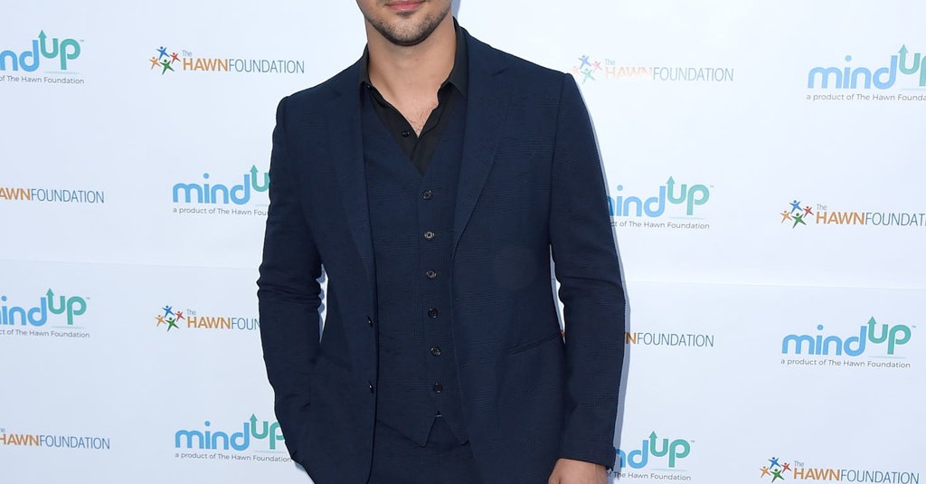 Film Abduction di Trans TV: Taylor Lautner Cari Tahu Masa Lalunya