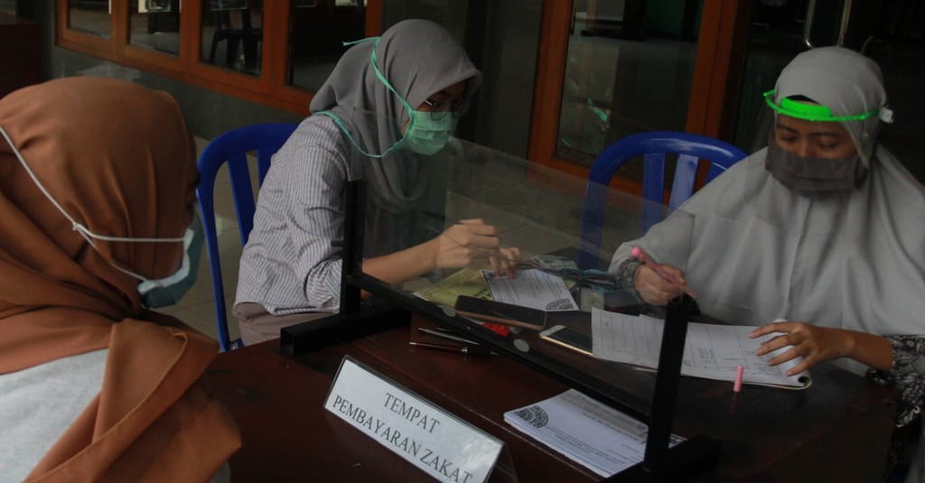 Hukum Memberi Pengemis dengan Niat Zakat Fitrah, Apakah Boleh?