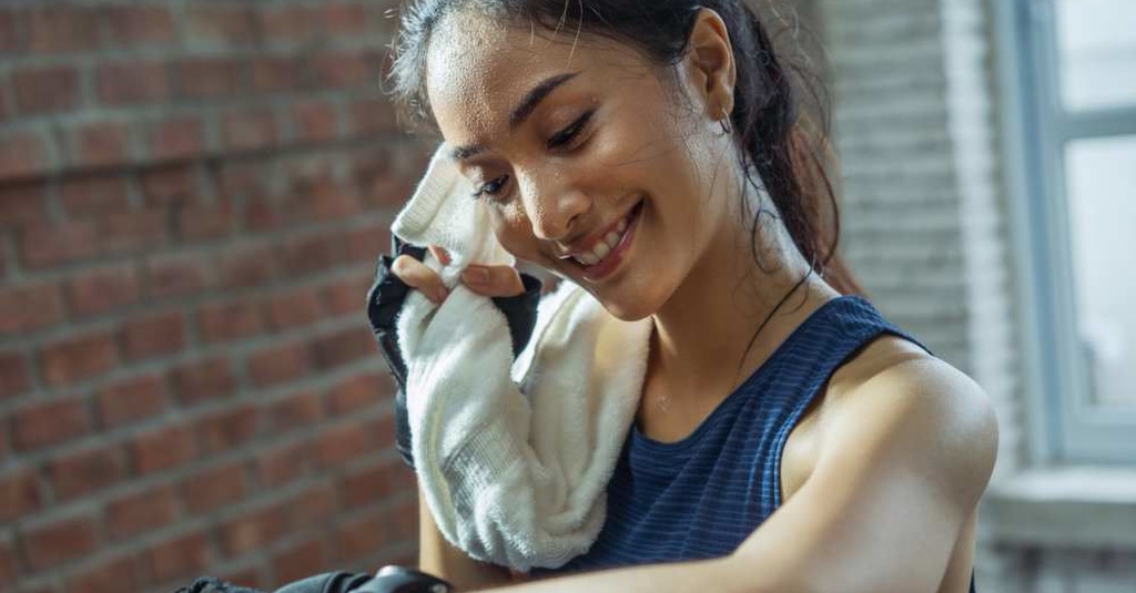 Macam Gerak Senam Lantai: Cara Sikap Lilin, Kayang, & Kopstand