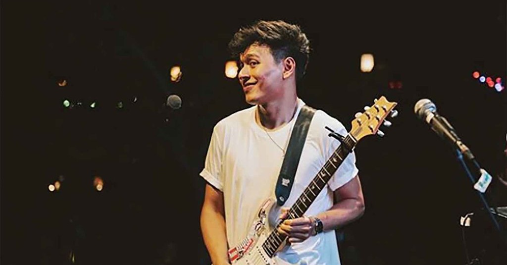 MV Terbaru Rendy Pandugo "Home" Beserta Lirik dan Konsepnya