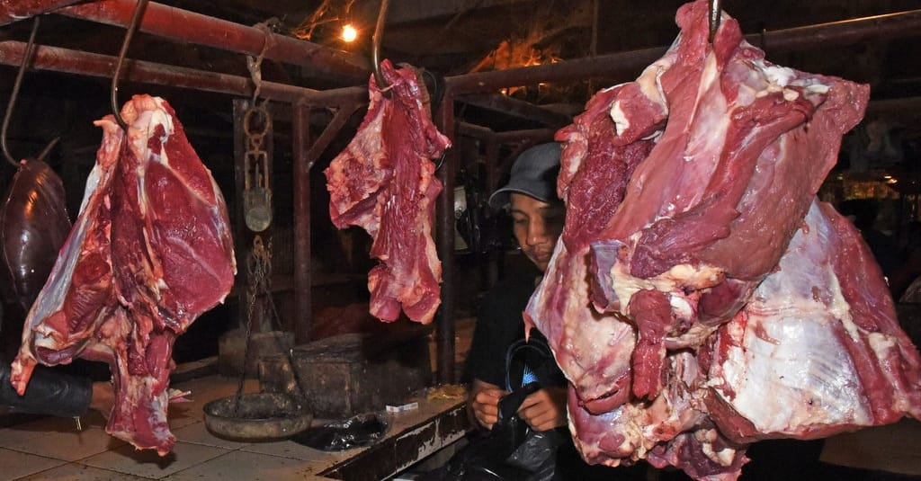 Cara Bedakan Daging Sapi dan Kambing Mentah dan Tips Mengolahnya