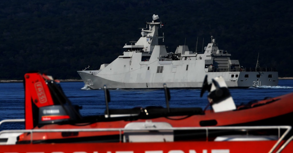 Evakuasi KRI Nanggala di Perairan Bali Masih Terus Dilakukan