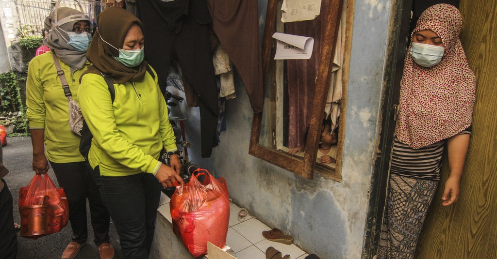 DKI Bakal Berikan Bansos Pangan untuk Warga yang Isolasi Mandiri DKI Bakal Berikan Bansos Pangan untuk Warga yang Isolasi Mandiri