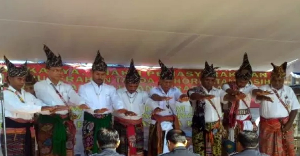 Kebudayaan Suku Sawu NTT: Sistem Kepercayaan Hingga Keseniannya