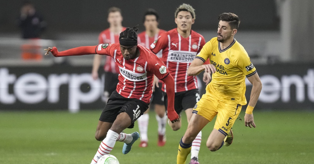 Prediksi PSV vs Rangers Live di SCTV: Siapa Lolos Fase Grup UCL?