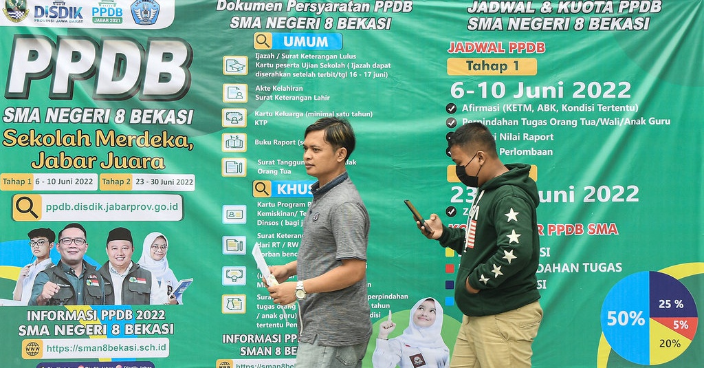 Cara Membuat Poster PPDB 2023 di Canva dan Contoh Desainnya