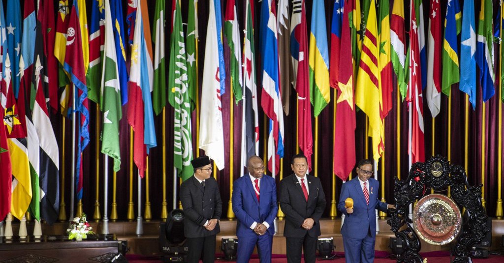 Pengertian Konstitusi Suatu Negara: Fungsi dan Tujuannya