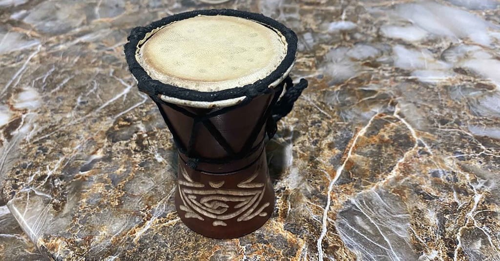 Mengenal Tifa Totobuang, Alat Musik Tradisional Dari Maluku