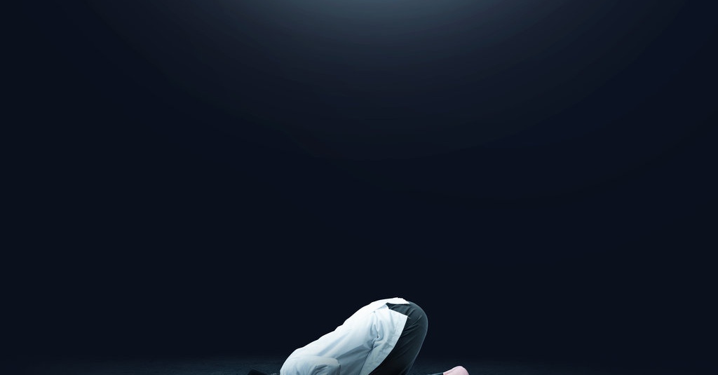 Tata Cara Sujud Sahwi yang Benar & Kapan Harus Melakukannya?