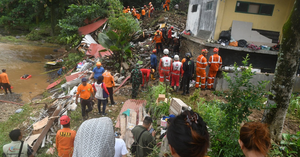 Longsor di Bogor: 6 Rumah Tertimbun, 2 Orang Tewas dan 4 Hilang