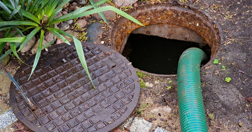 Jarak Aman Septic Tank dari Rumah, Ukuran, dan Aturan SNI