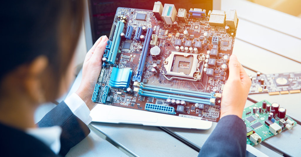 Pengertian Motherboard pada Komputer, Fungsi, dan Bagiannya