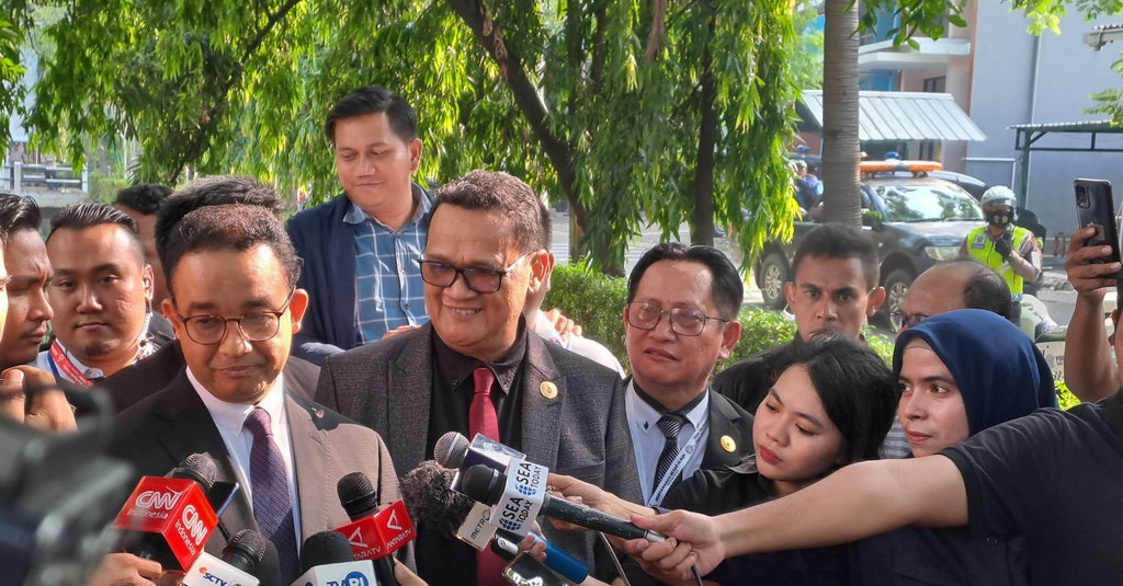 Anies Janji Lanjutkan Program Bantuan Operasional Tempat Ibadah