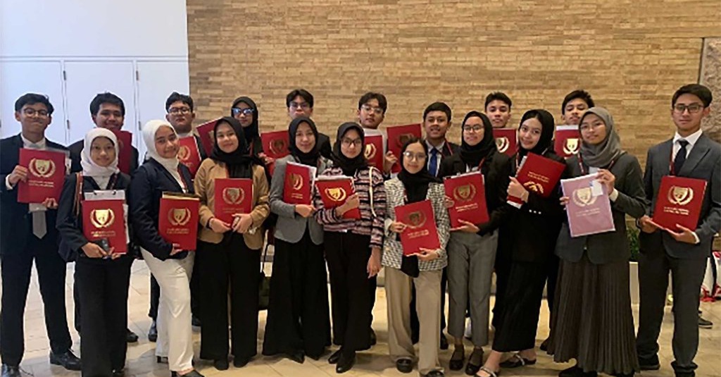 SMA Islam Al Azhar 1 Jakarta Jangkau Dunia Melalui HMUN dan YMUN