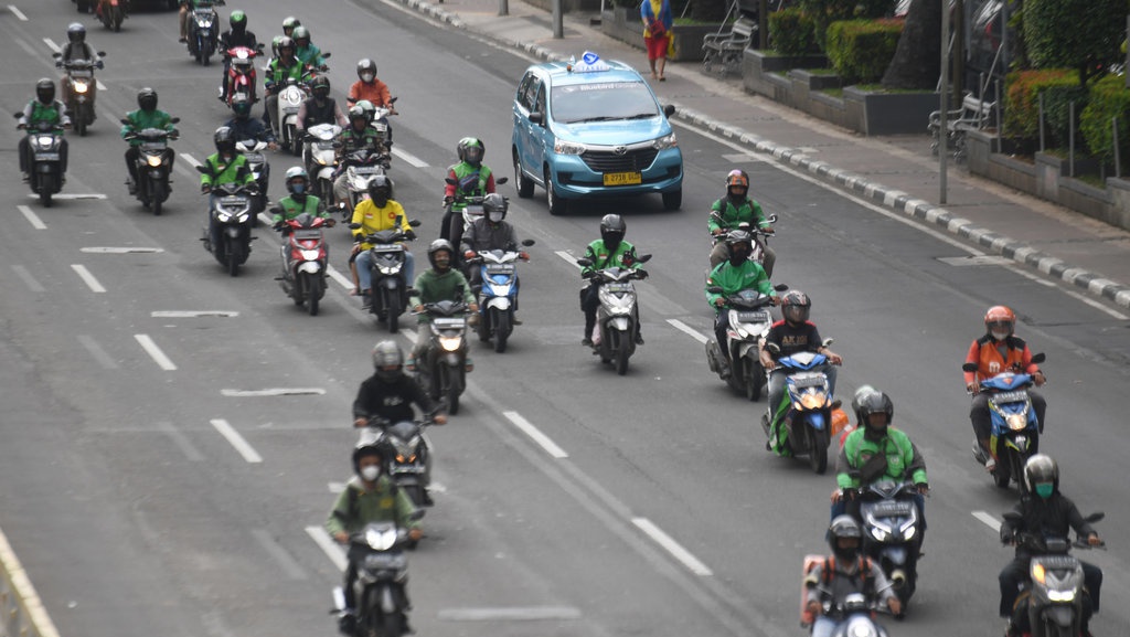 Contoh Soal Kecepatan Rata-Rata dan Jawabannya