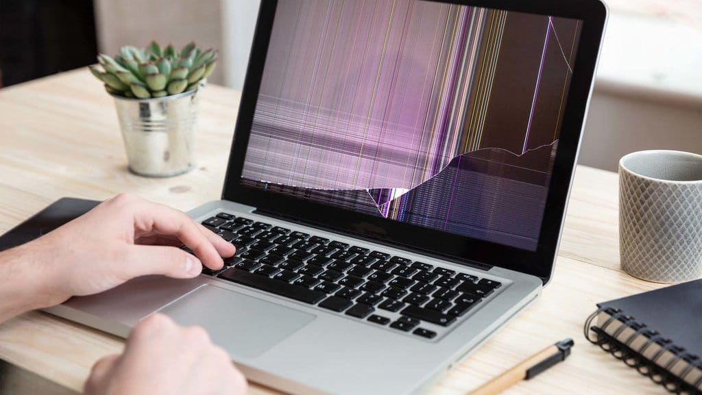 7 Cara Mengatasi Laptop Tiba-Tiba Mati, Penyebab & Solusinya