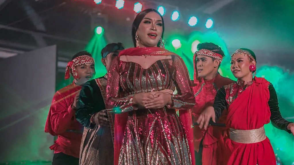 Mengenal Raminten Cabaret Show, Harga Tiket, dan Cara Membelinya