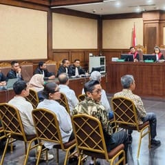 Contoh Gaya Sentuh dan Tak Sentuh, Pengertian, serta Rumusnya