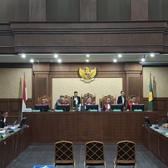 Pengertian Sifat Tabzir, Contoh, dan Manfaat Menghindarinya