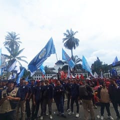 Robinhood Resmi Masuk RI via Akuisisi Buana Capital