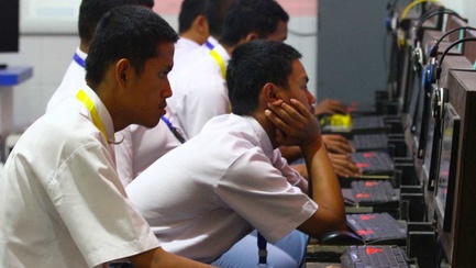 Contoh Dialek, Pengertian, dan Penggunaannya di Masyarakat