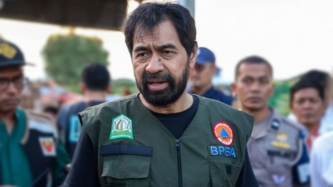 Sejarah Pit Hitam: Bagaimana Hubungannya dengan Sinterklas & Natal?