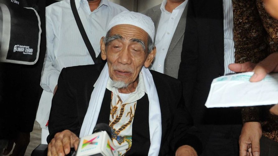 Sejarah Hidup KH Maimun Zubair: Wafatnya Mbah Moen Ulama Panutan