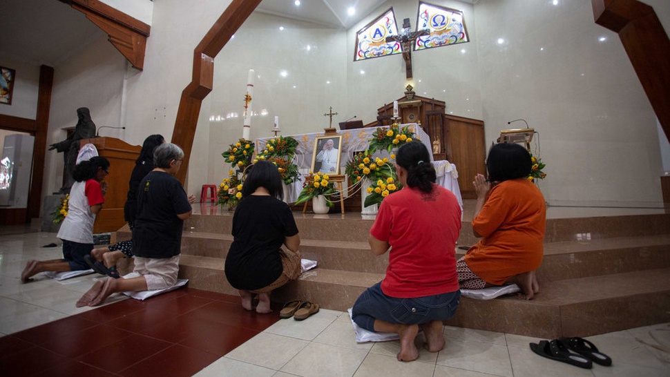 Jadwal Misa Requiem Paus Fransiskus di Katedral Denpasar