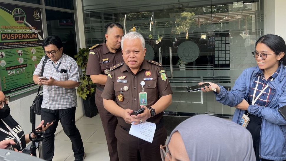 Kejagung Tetapkan Zarof Ricar Tersangka TPPU, Asetnya Diblokir