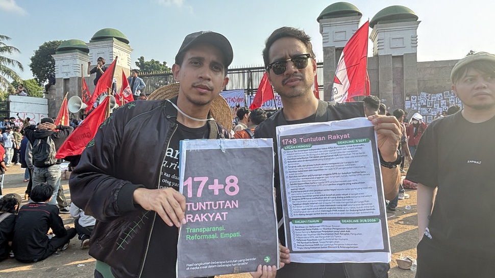 Ikut Demo di DPR, Andovi da Lopes Bawa 17+8 Tuntutan Rakyat